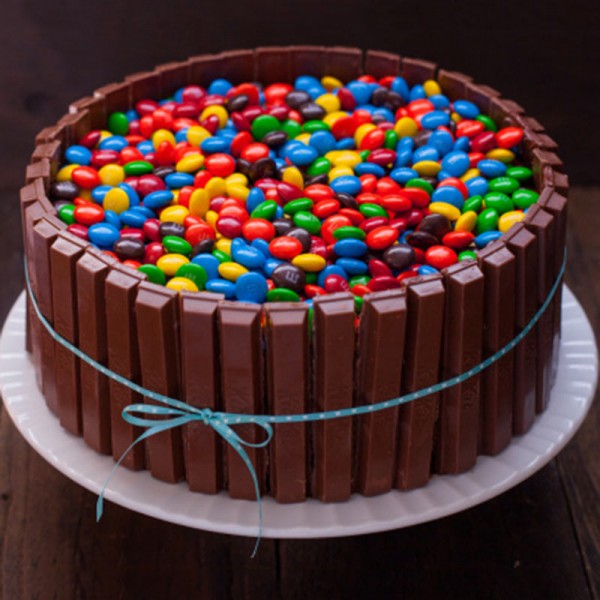 Kitkat Gems Cake- MyFlowerTree